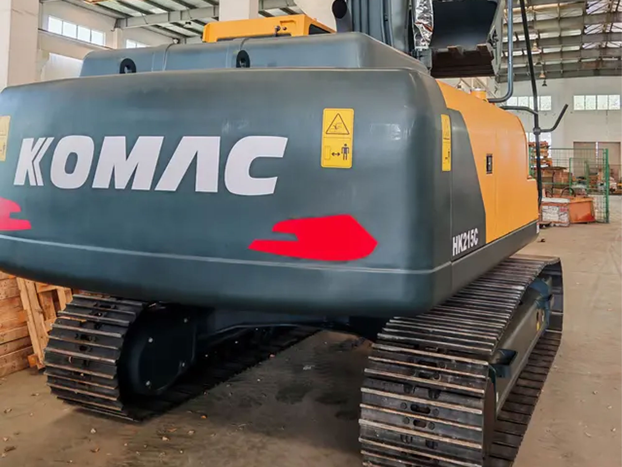 Komac HK215C – 21.5 Ton Medium Crawler Excavator - Kiani Mehr Official ...